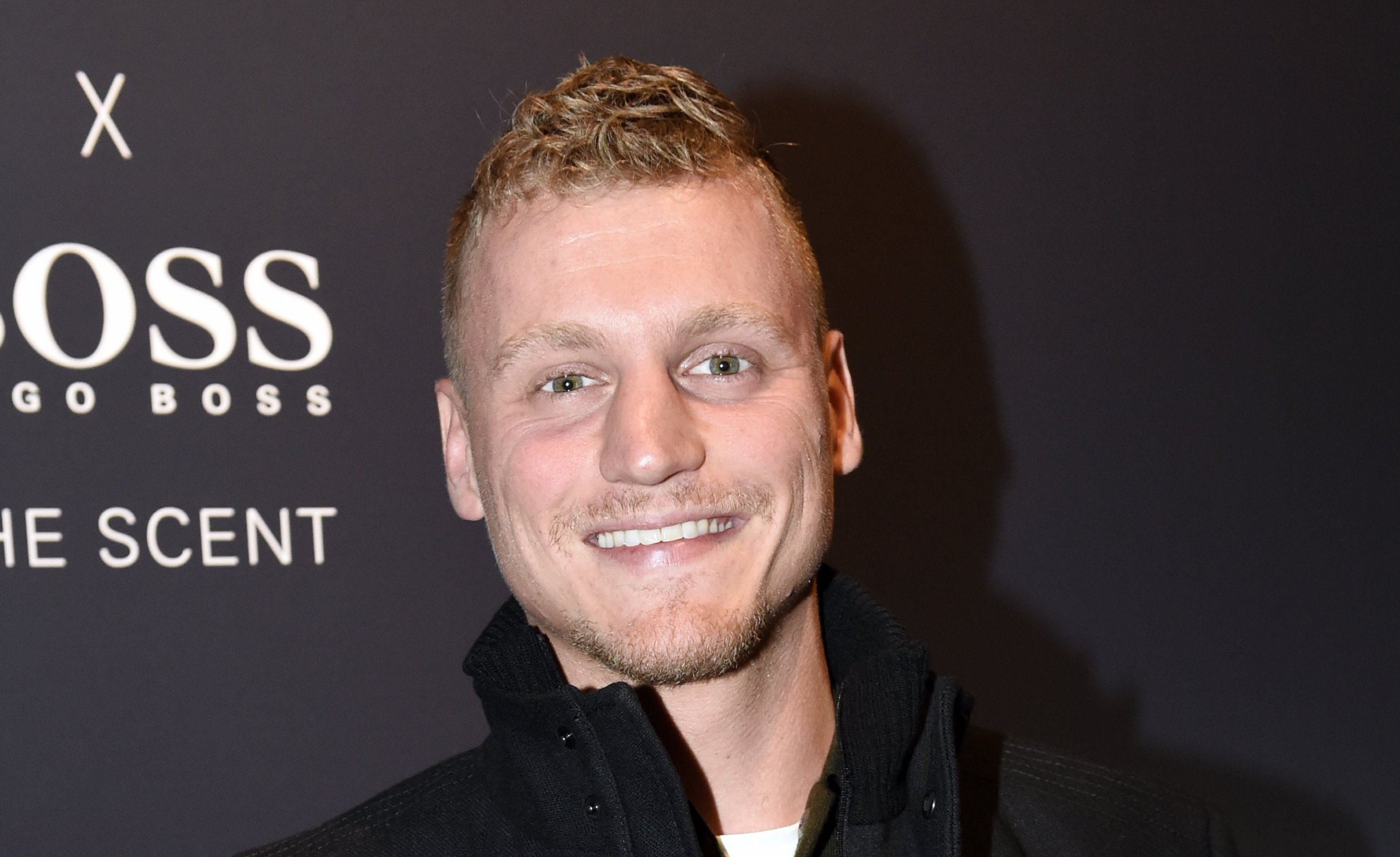 Kaj Gorgels reageert op zwangerschapsgeruchten vriendin Jessie Jazz ...