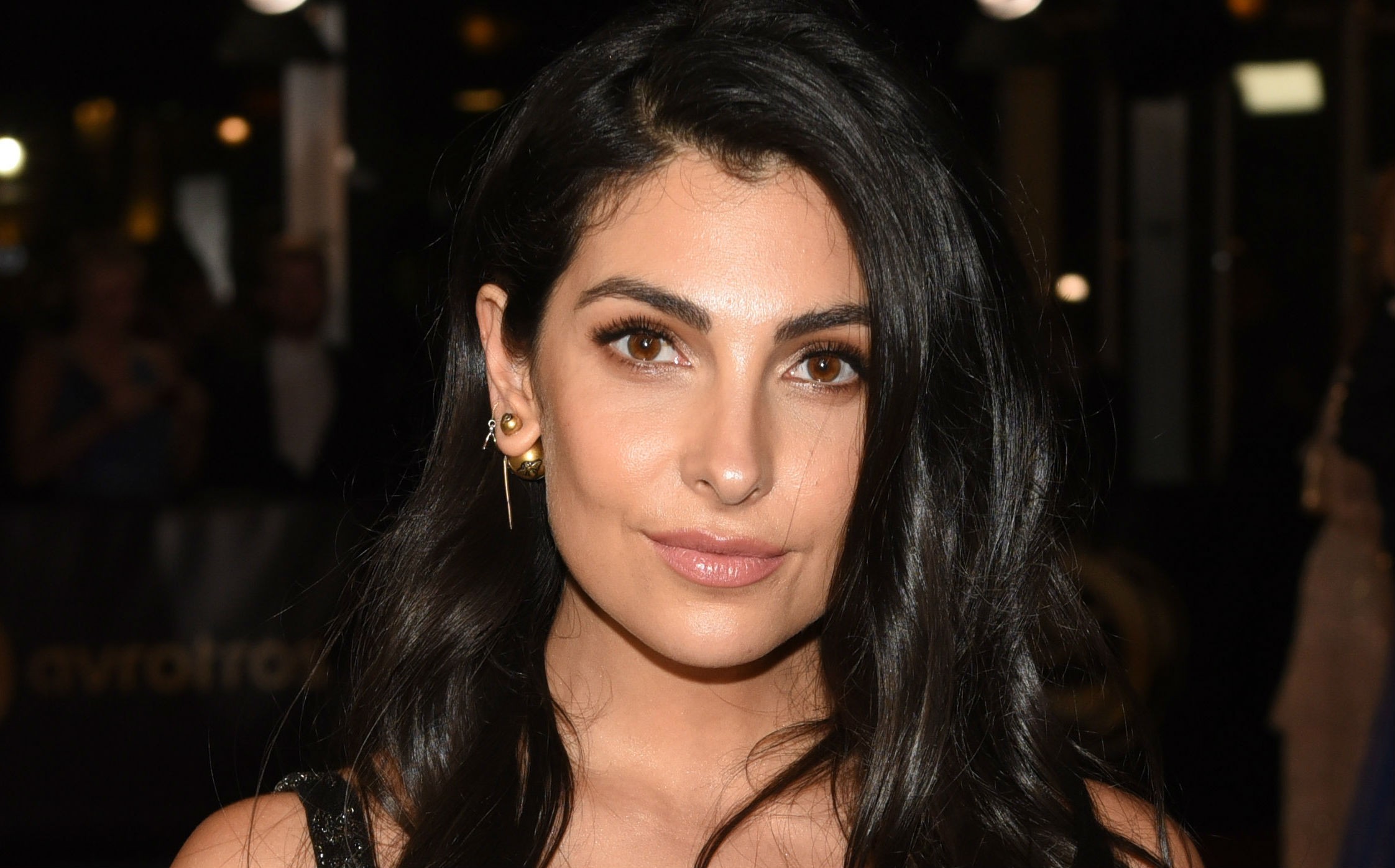 Anna Nooshin maakt korte metten met zwangerschapsgeruchten | Grazia