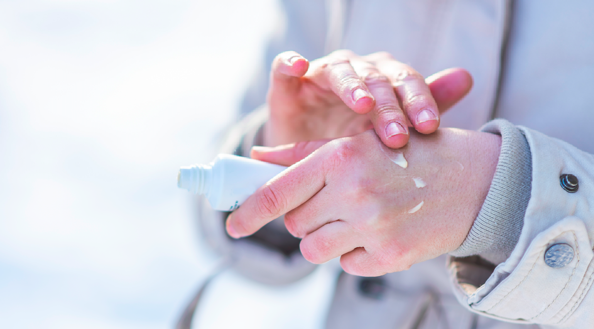 Zo ben je in no time van je droge handen af | Grazia