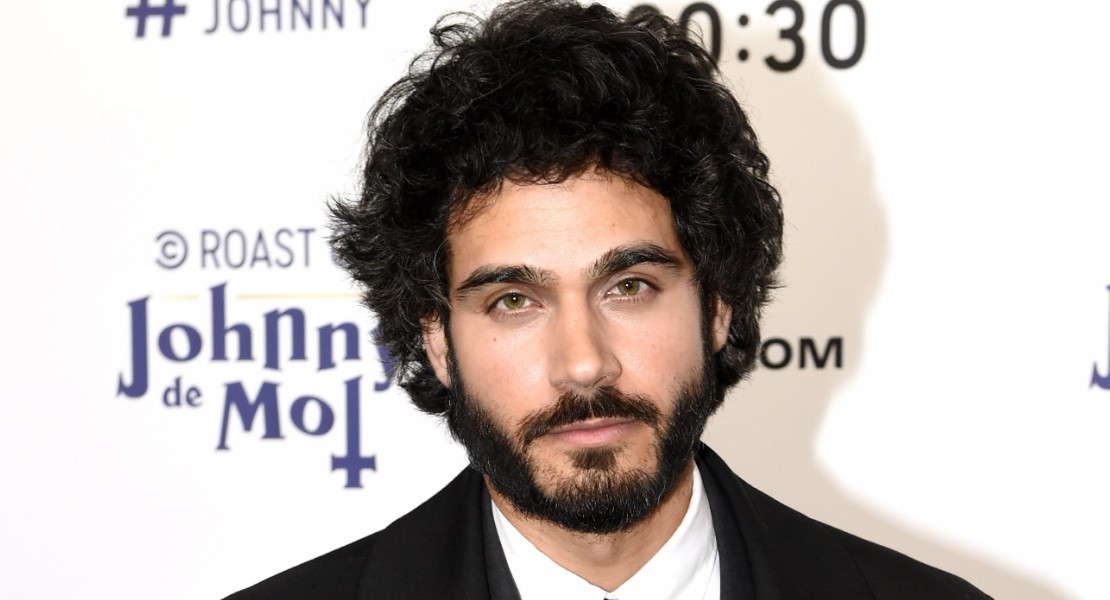 Zo ziet het broertje van Kay Nambiar eruit | Grazia