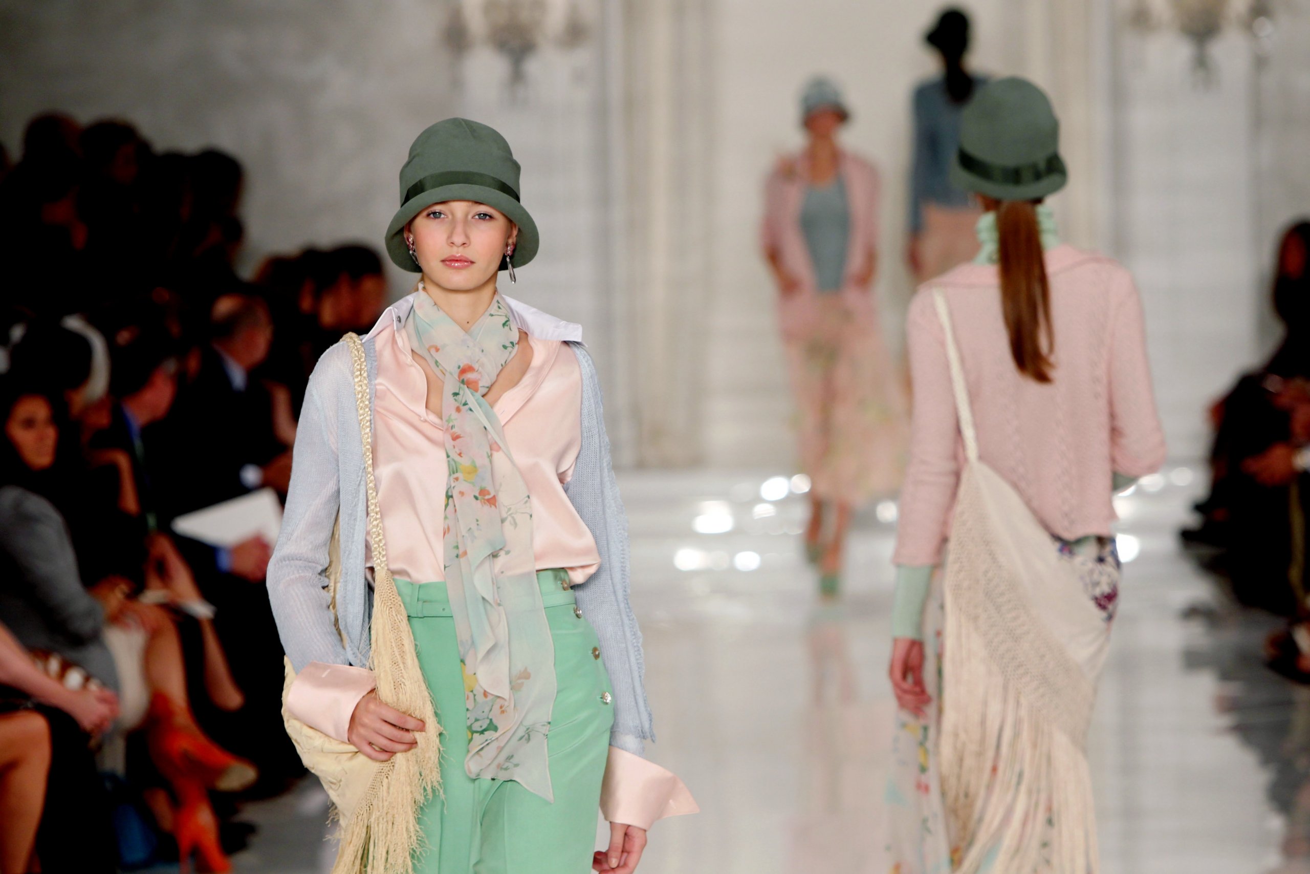 Moet je zien: lesbisch koppel schittert in Ralph Lauren-campagne | Grazia