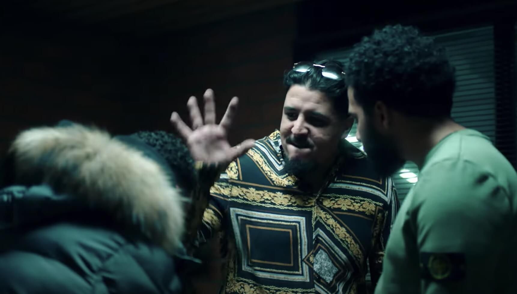 Mocro Maffia-actrice Zineb Fallouk: 'Actrices eisen hun plek steeds ...