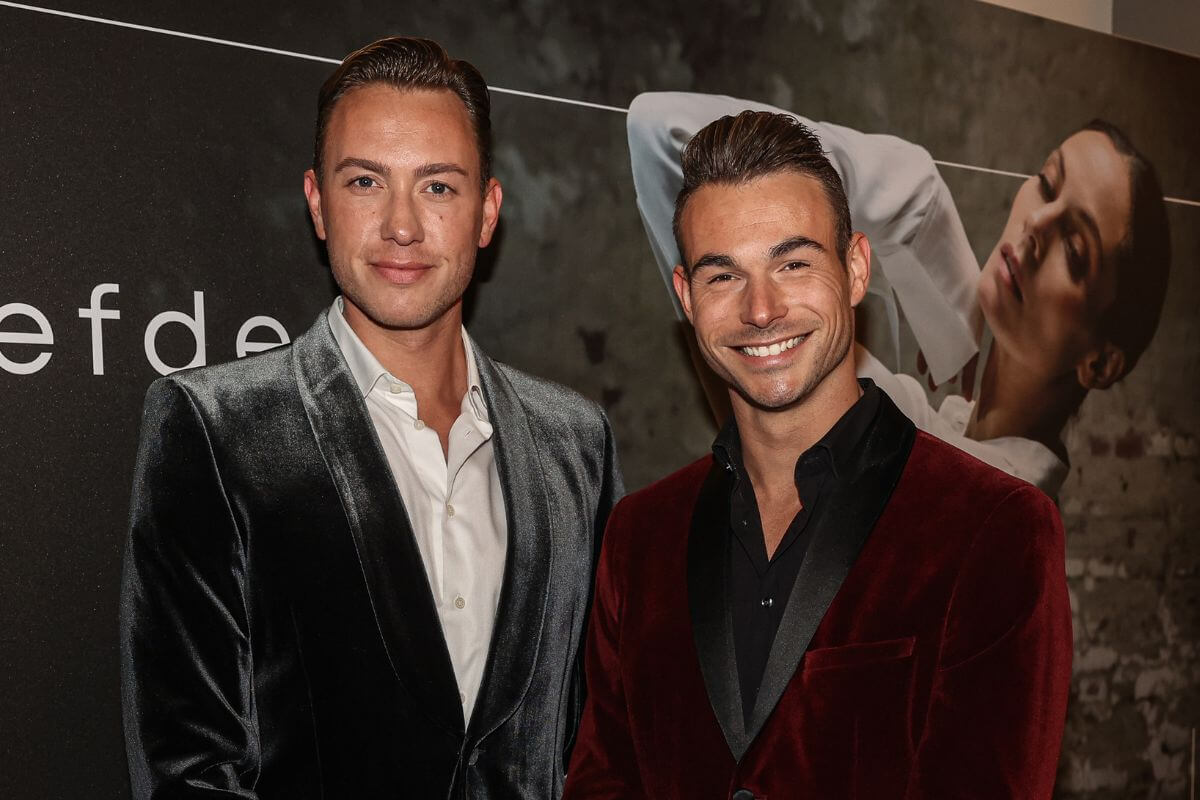 Cute: Marvin en Ferdi genieten van zonovergoten wintersport