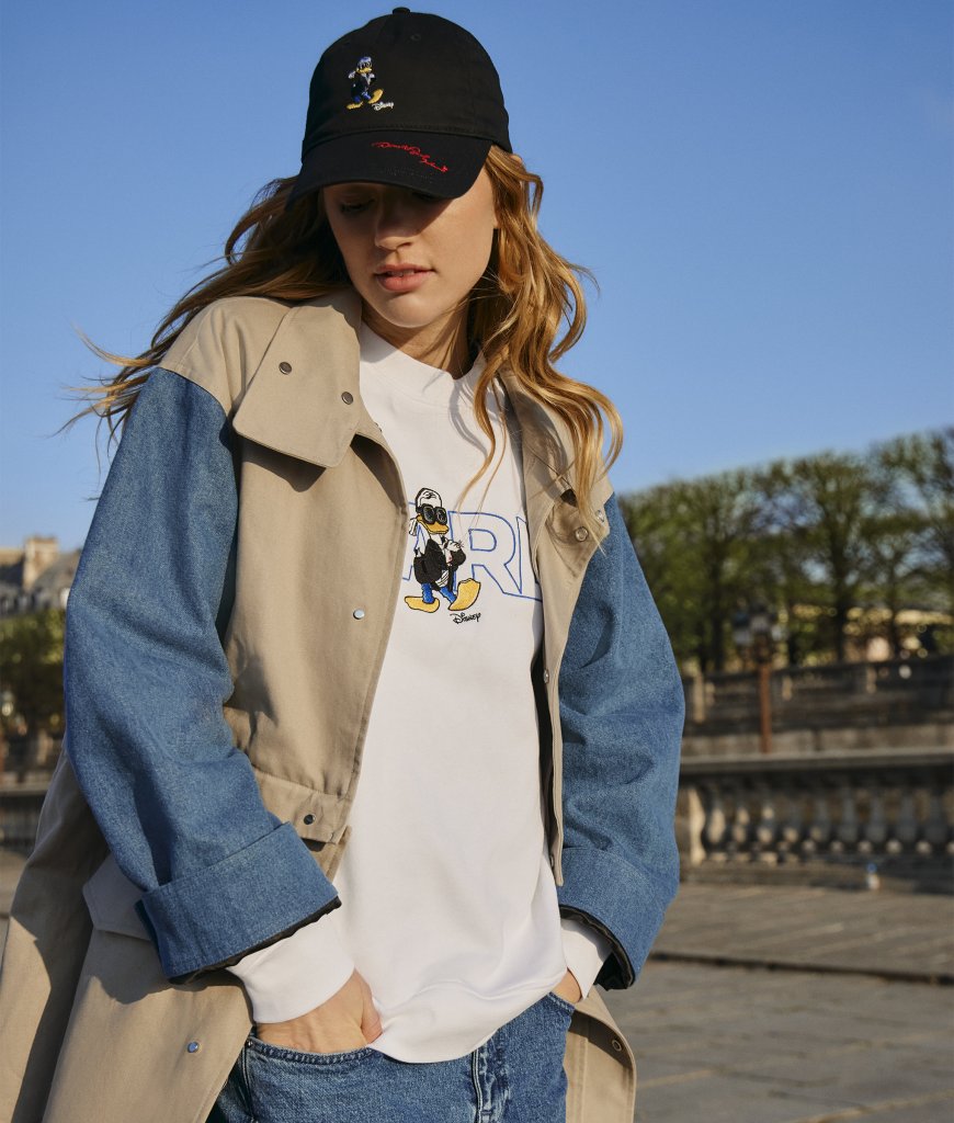 Nu verkrijgbaar: Karl Lagerfelds Donald Duck capsule collectie